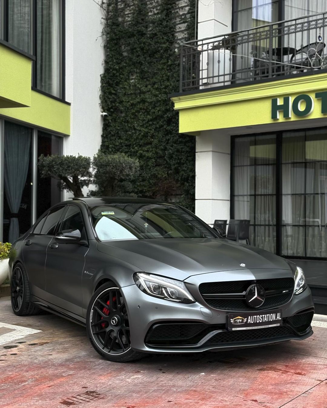 MERCEDES-BENZ C63s - Autostation Car Sales
