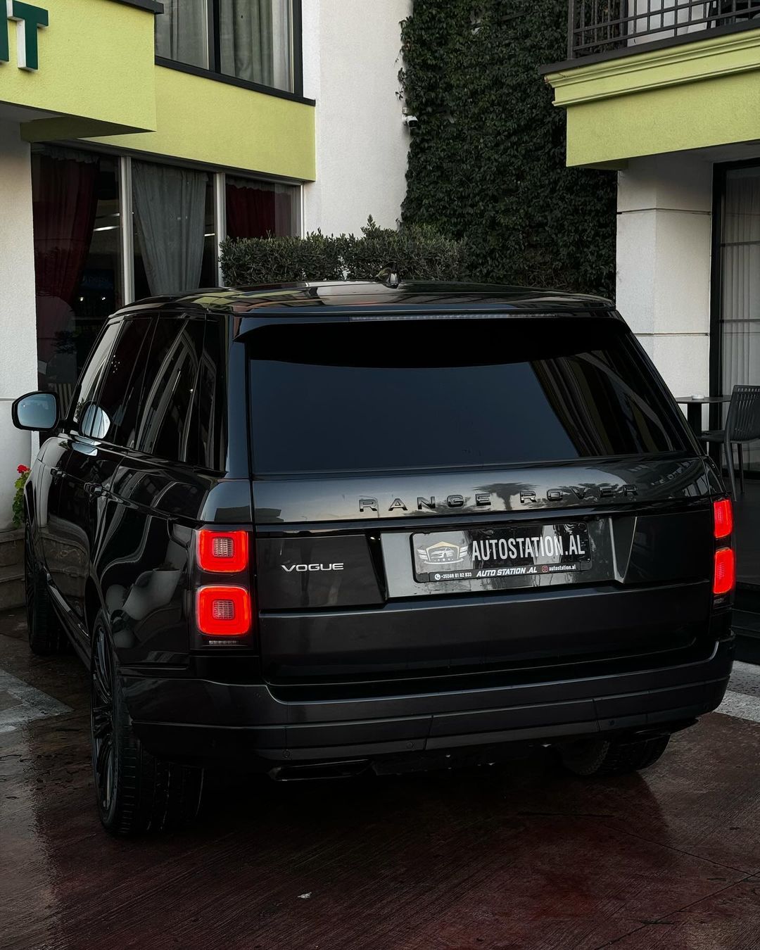 RANGE ROVER VOGUE - Autostation Car Sales