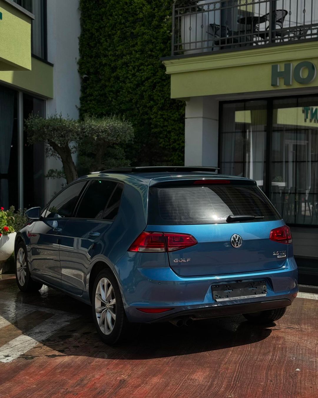 vOLKSWAGEN GOLF VII - Autostation Car Sales