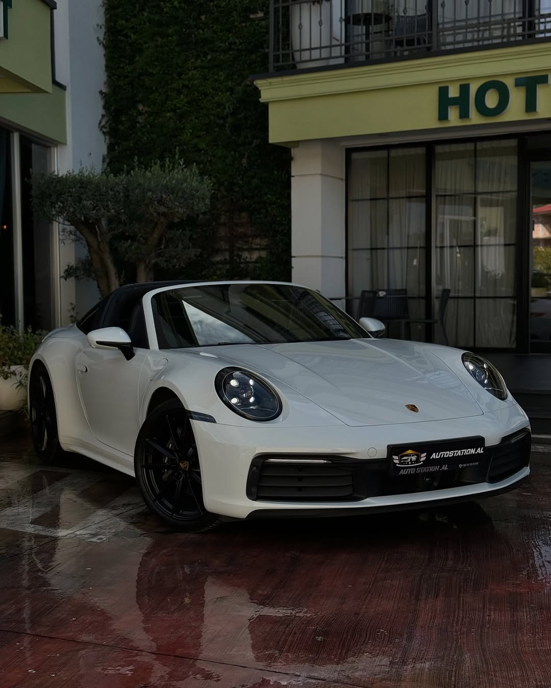 Porsche 911 (922) - Autostation Car Sales