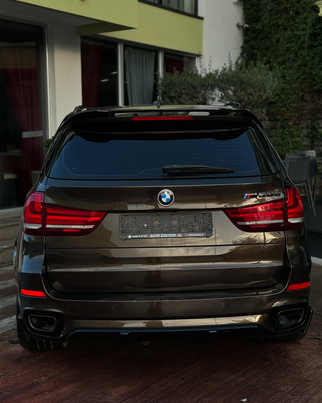 BMW X5 M50d - Autostation Car Sales