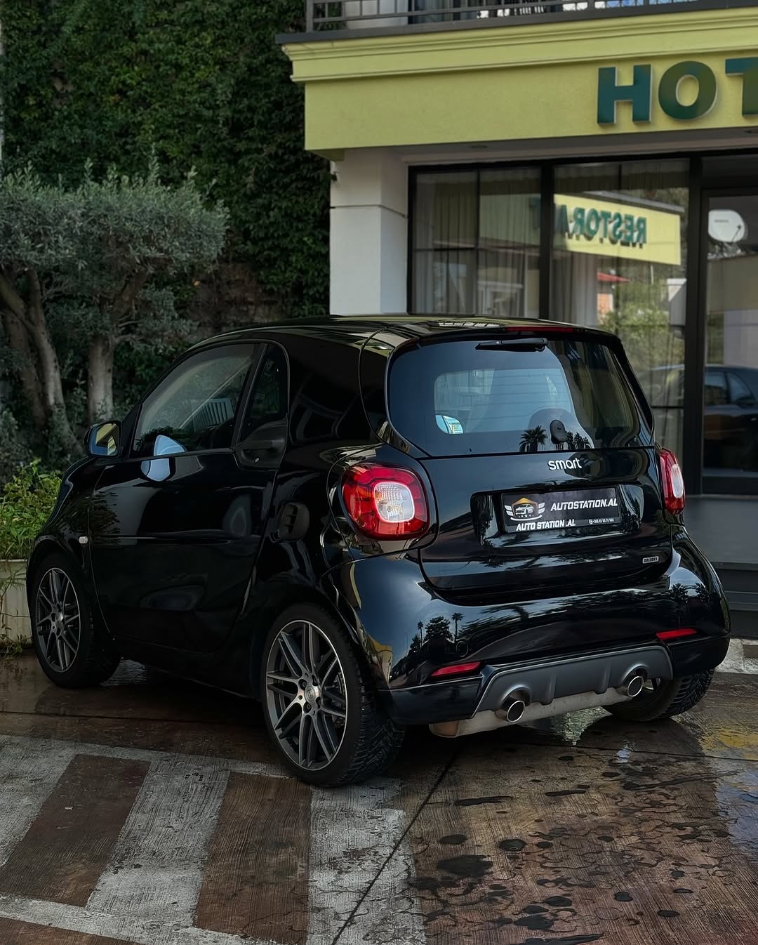 Smart BRABUS Armored Blind - Autostation Car Sales