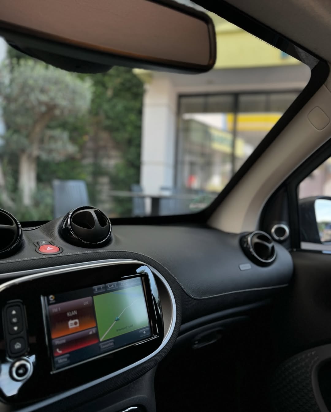 Smart BRABUS Armored Blind - Autostation Car Sales