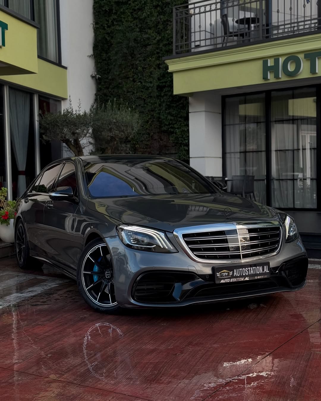 Mercedes Benz S500e - Autostation Car Sales