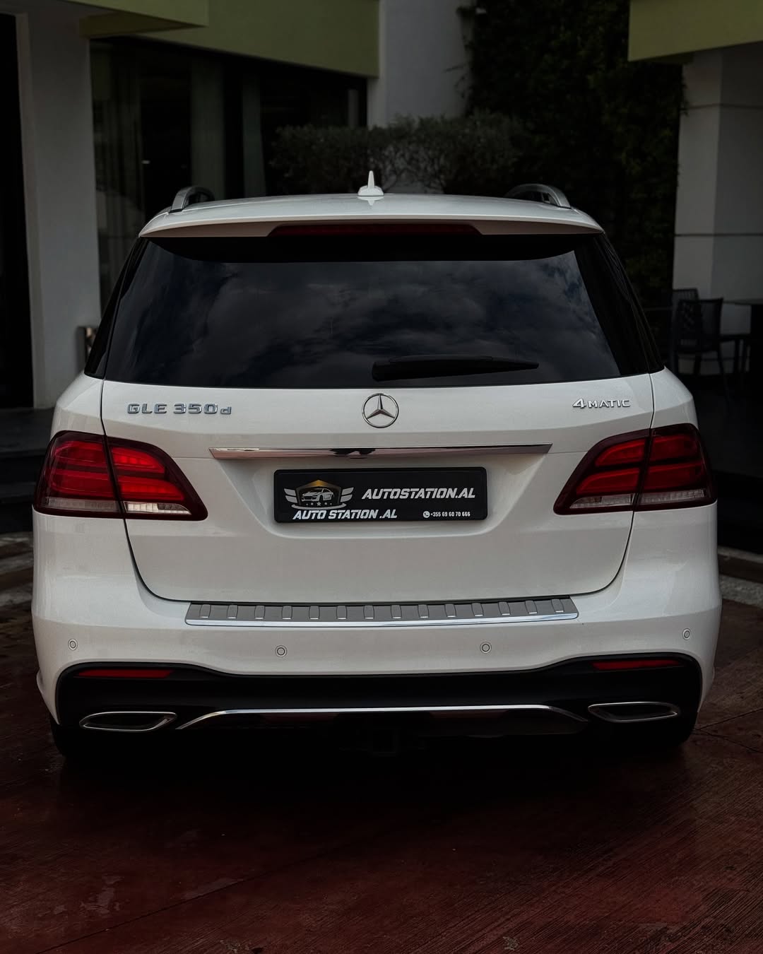 Mercedes Benz GLE 350d - Autostation Car Sales